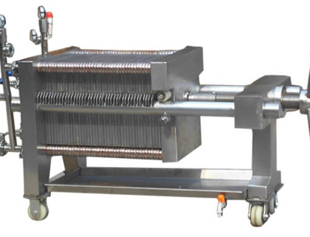 Vibrating Sieve Machine - IBC MACHINE